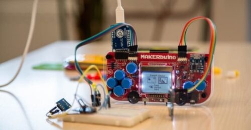 MAKERbuino, una sencilla forma de construir nuestra propia videoconsola ...