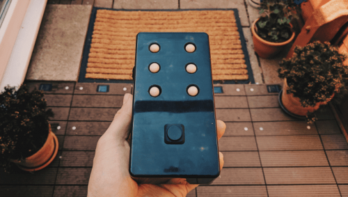 Braillebox, a box with Raspberry Pi to display braille texts