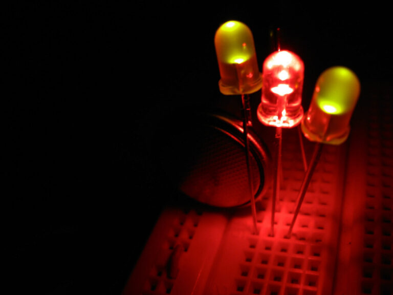 LED de colores: ¿cómo se consiguen los diferentes colores?